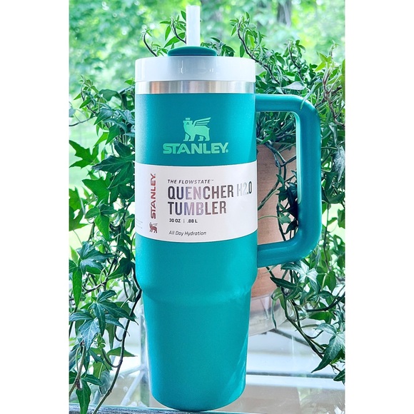Stanley | Dining | New Stanley The Quencher H2 Flowstate Tumbler 30oz ...